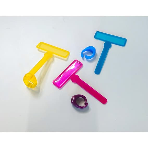 Finger Guided Reading Strips - 14 Pack | Reading Aids | YPO