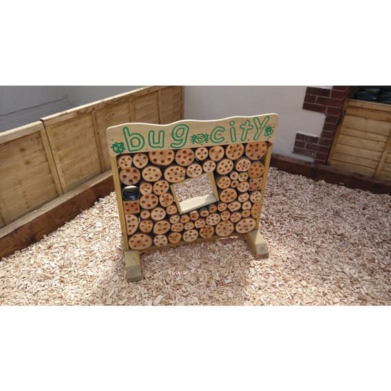 Bug City Wooden Bug and Insect House | Mini Beasts & Habitats | YPO